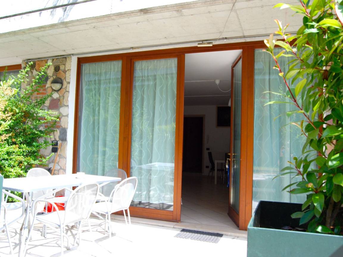 80 M² Apartamento ∙ 2 Habitaciones ∙ 7 Huéspedes - Desenzano del Garda