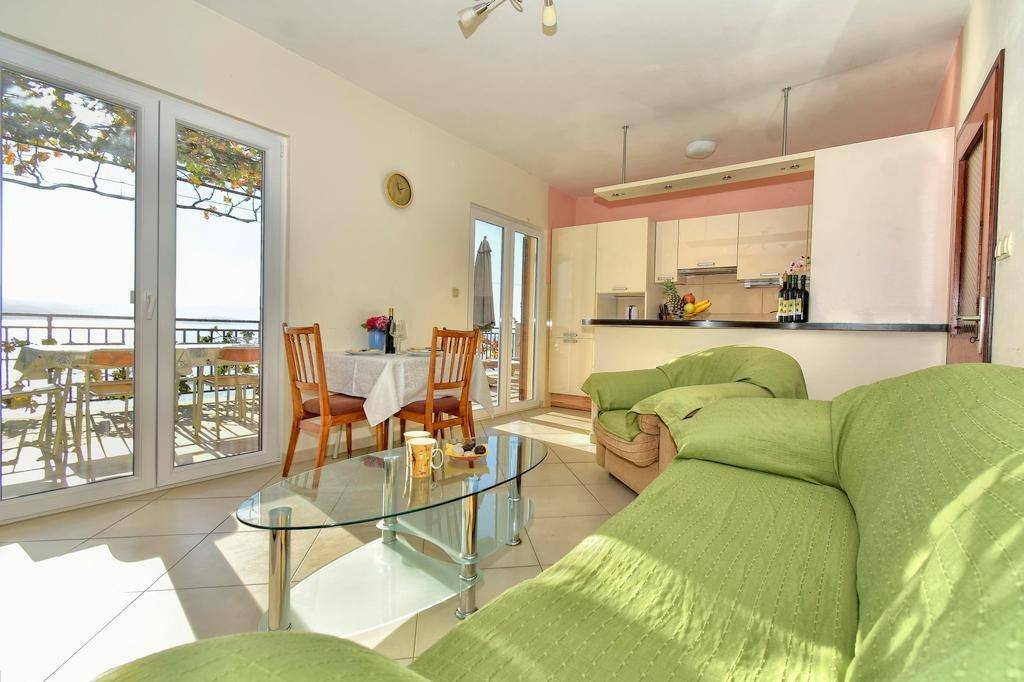 80 M² Ferienwohnung ∙ 3 Schlafzimmer ∙ 7 Gäste - Mimice