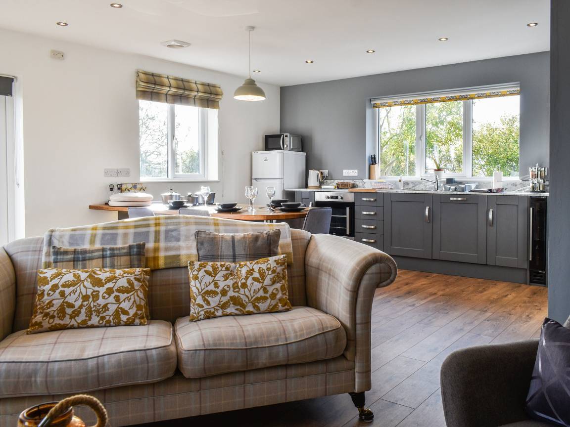 Cottage ∙ 2 Bedrooms ∙ 4 Guests - Settle
