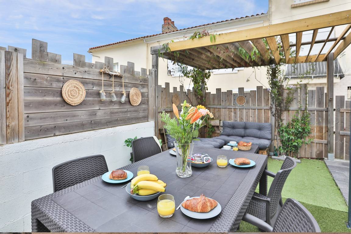 85 M² Ferienhaus ∙ 2 Schlafzimmer ∙ 6 Gäste - Vendée