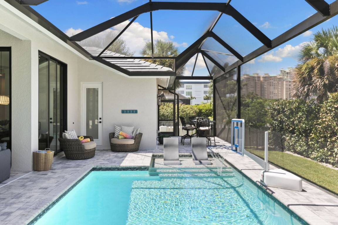 House ∙ 5 Bedrooms ∙ 12 Guests - Marco Island, FL