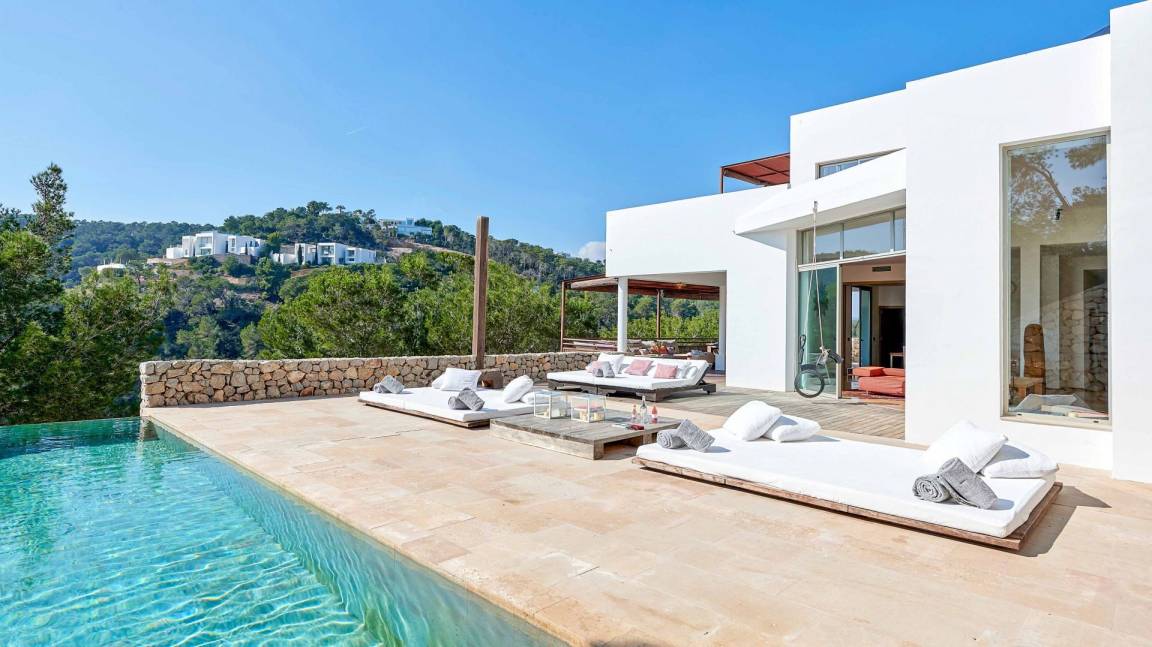 450 M² Villa ∙ 5 Slaapkamers ∙ 10 Gasten - Santa Eulària des Riu