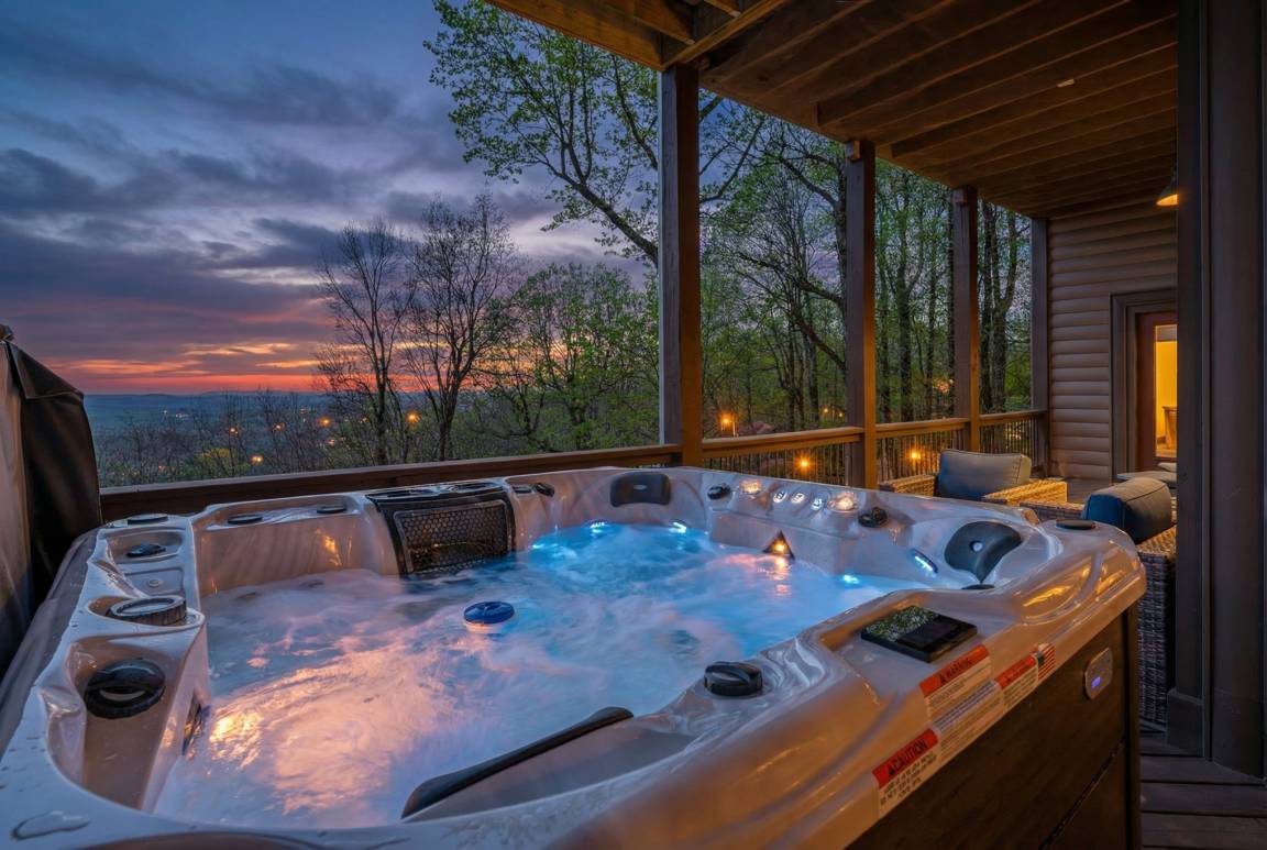268 M² Cabin ∙ 3 Bedrooms ∙ 6 Guests - Ellijay
