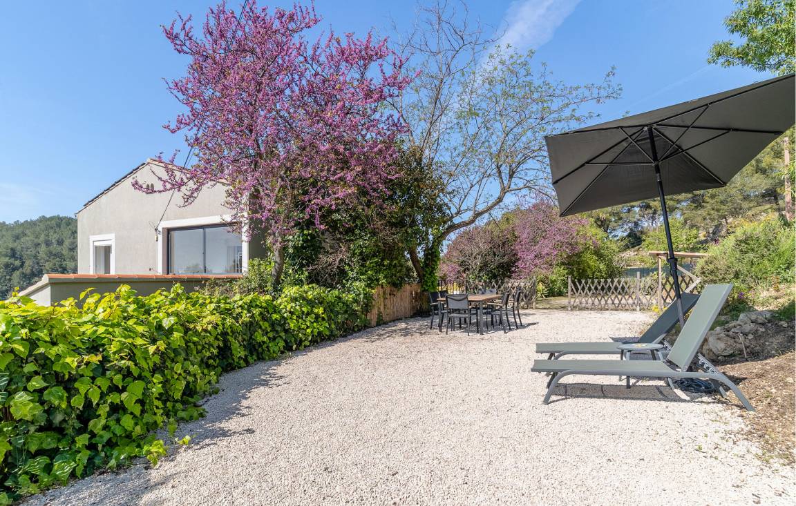 80 M² Apartment ∙ 2 Bedrooms ∙ 6 Guests - La Cadière-d'Azur