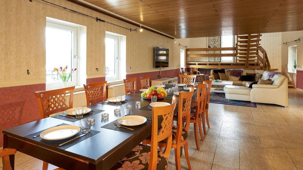 251 M² House ∙ 5 Bedrooms ∙ 15 Guests - Traben-Trarbach