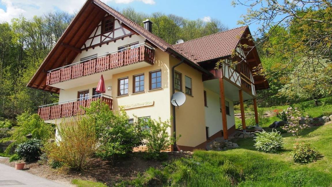 75 M² Ferienhaus ∙ 1 Schlafzimmer ∙ 2 Gäste - Oppenau, Deutschland
