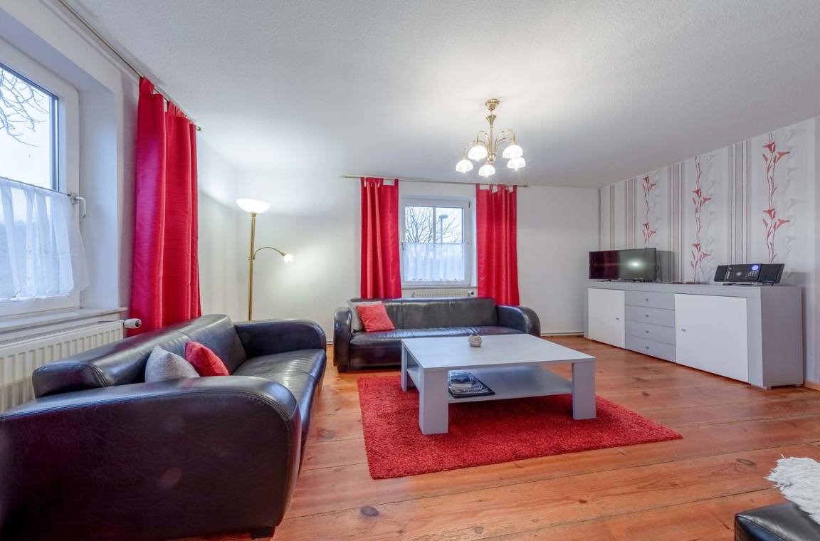 92 M² Ferienwohnung ∙ 2 Schlafzimmer ∙ 3 Gäste - Jabel