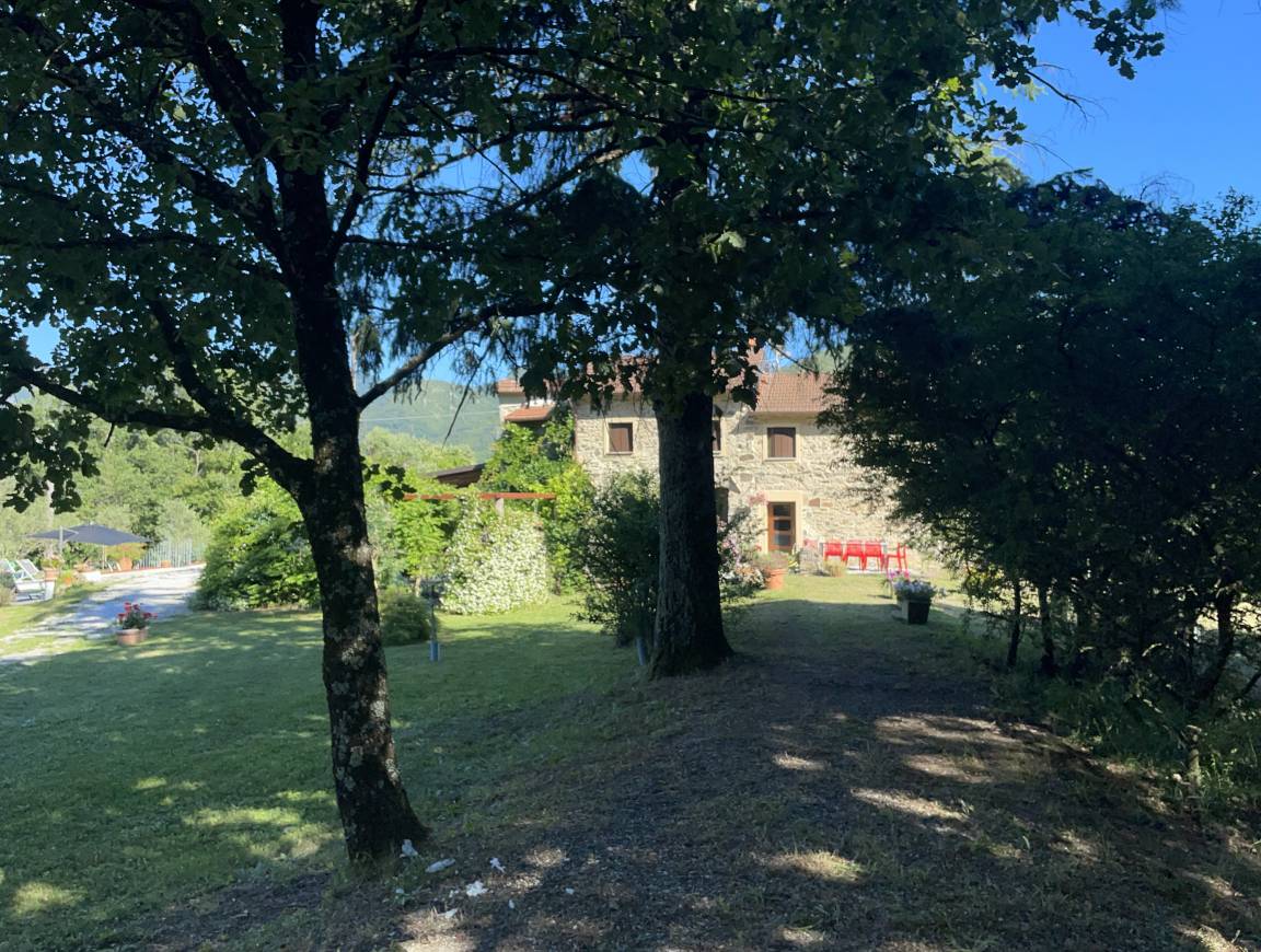 449 M² Villa ∙ 6 Habitaciones ∙ 10 Huéspedes - Carrara