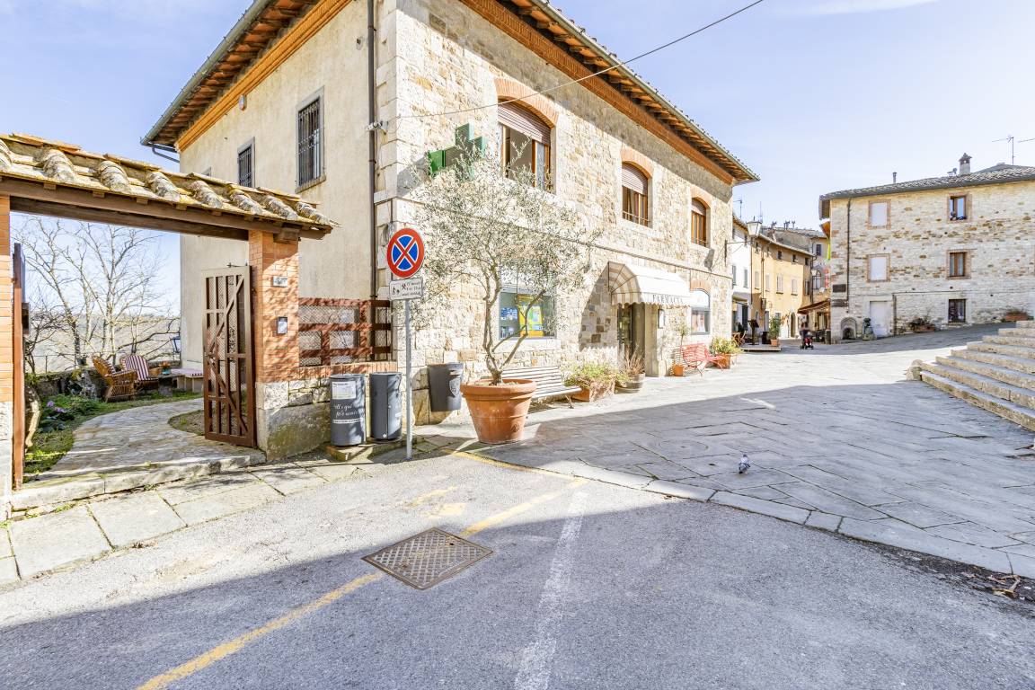 148 M² House ∙ 2 Bedrooms ∙ 4 Guests - Monteriggioni
