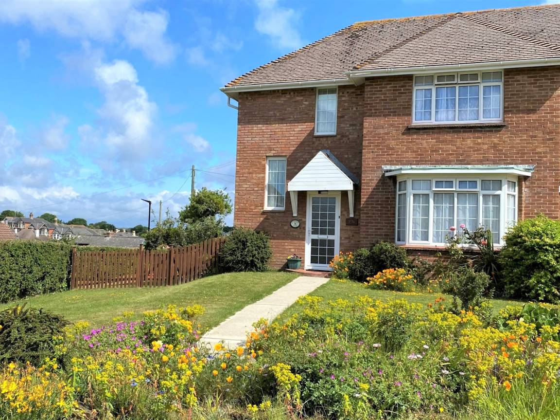 Cottage ∙ 2 Bedrooms ∙ 4 Guests - Shanklin