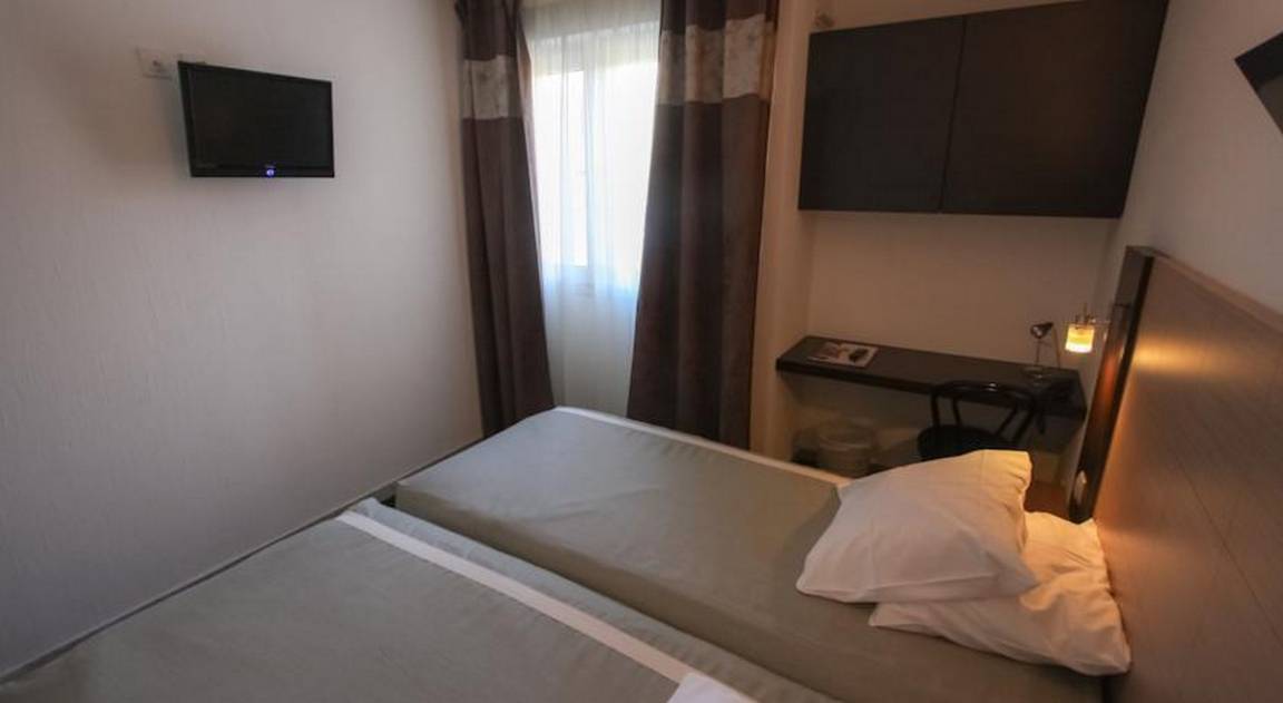 Hotel ∙ 1 Bedroom ∙ 3 Guests - Bouc-Bel-Air