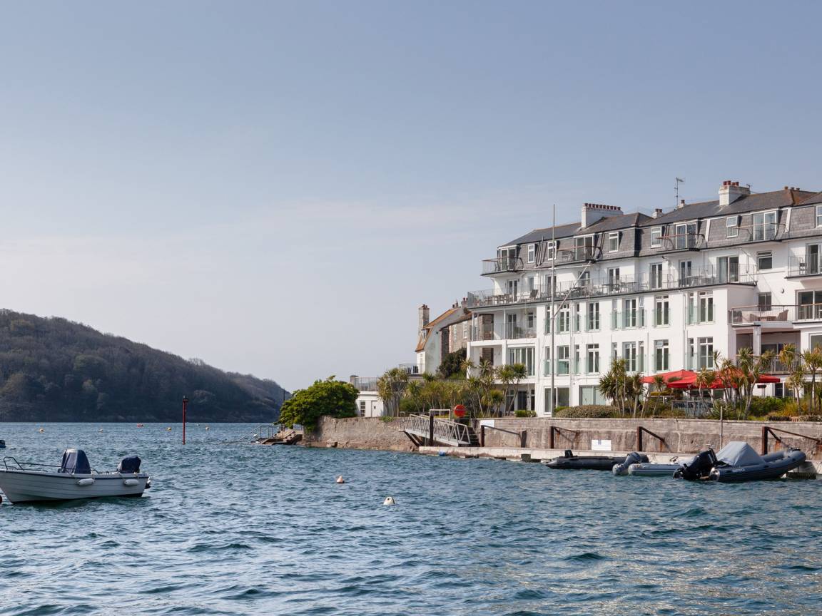 Cottage ∙ 2 Bedrooms ∙ 4 Guests - Salcombe