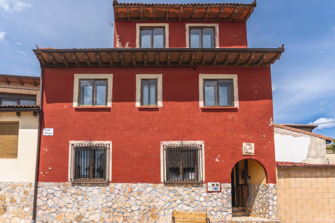 240 M² Ferienhaus ∙ 5 Schlafzimmer ∙ 17 Gäste - Villafranca Montes de Oca