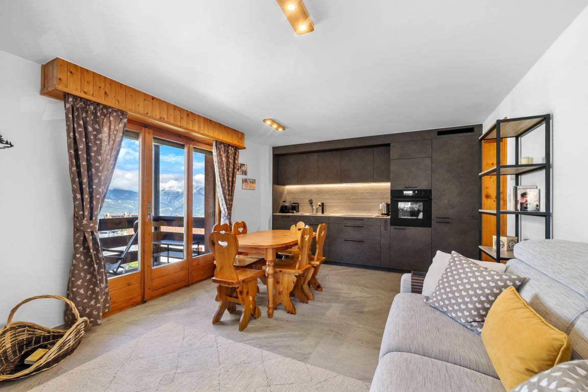 65 M² Apartment ∙ 2 Bedrooms ∙ 5 Guests - Canton of Valais