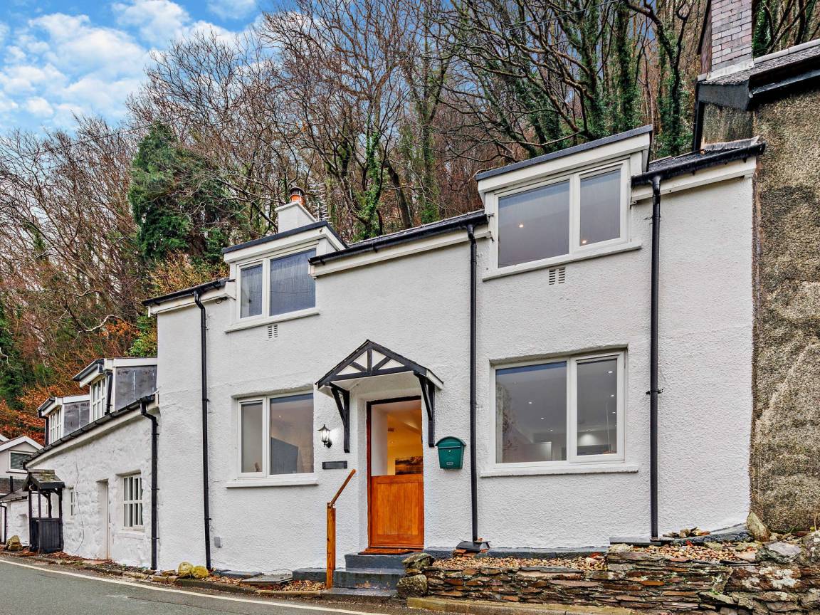 45 M² Cottage ∙ 2 Bedrooms ∙ 4 Guests - Dolgellau