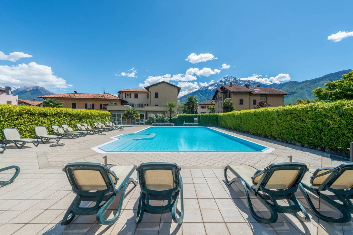 65 M² Appartement ∙ 2 Chambres ∙ 5 Personnes - Domaso