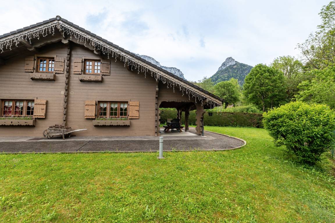 49 M² Chalé ∙ 2 Quartos ∙ 4 Hóspedes - Talloires-Montmin