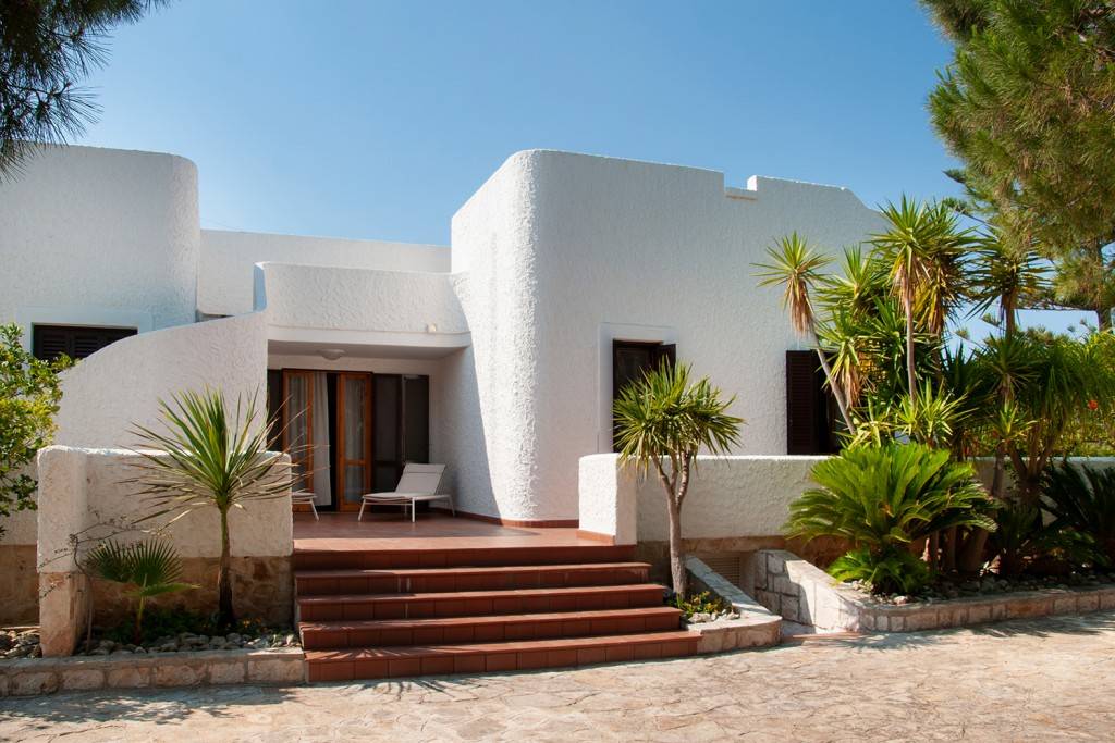 200 M² Villa ∙ 7 Bedrooms ∙ 12 Guests - Puglia