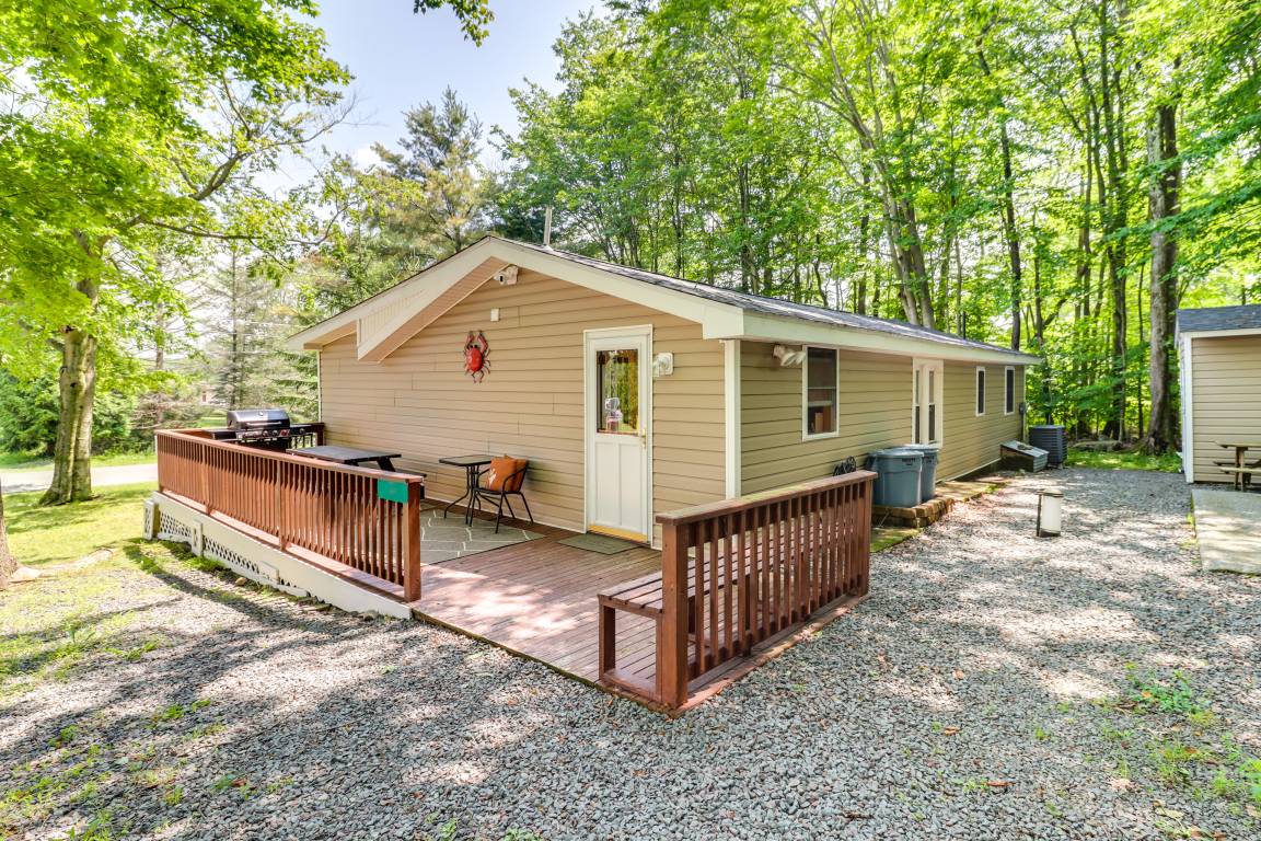 98 M² House ∙ 3 Bedrooms ∙ 6 Guests - Pocono Mountains, PA