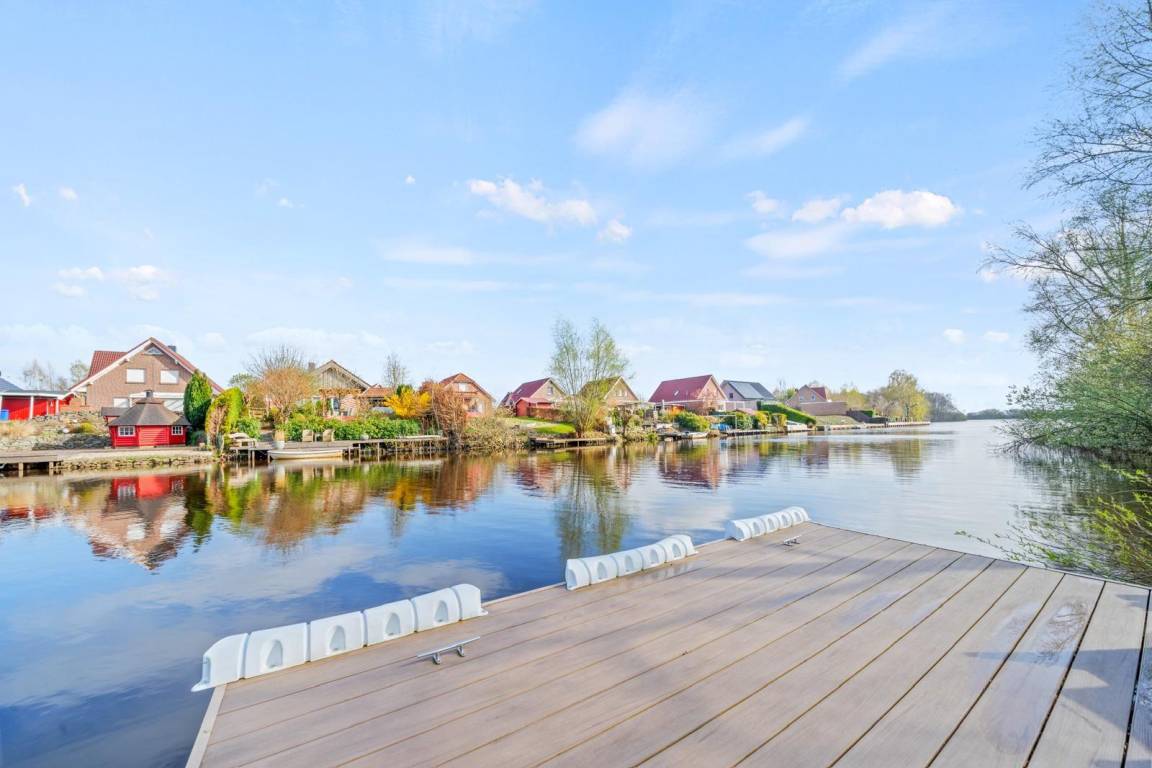 95 M² Huis ∙ 2 Slaapkamers ∙ 4 Gasten - Leer