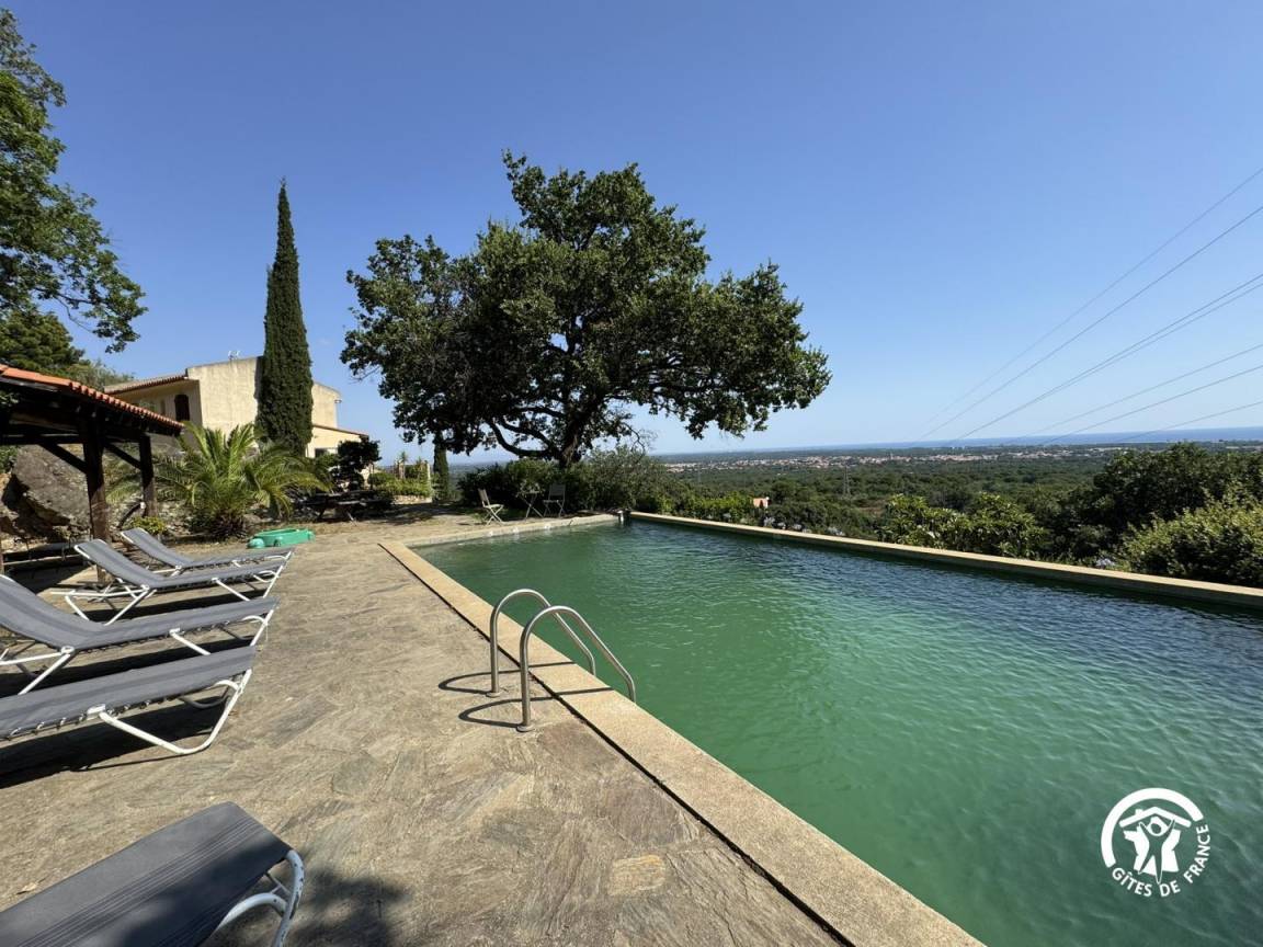 180 M² Gîte ∙ 5 Chambres ∙ 10 Personnes - Languedoc-Roussillon