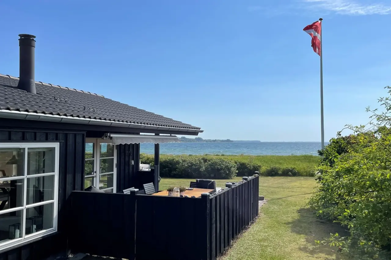 98 M² Ferienhaus ∙ 3 Schlafzimmer ∙ 8 Gäste - Sonderburg