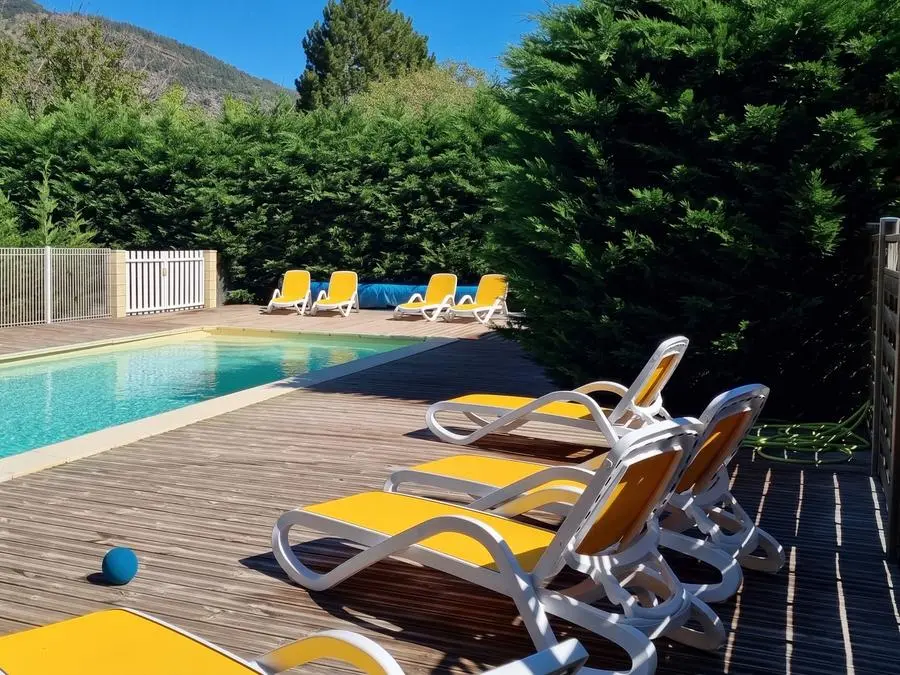 25 M² Mobil-home ∙ 2 Chambres ∙ 6 Personnes - Hautes-Alpes