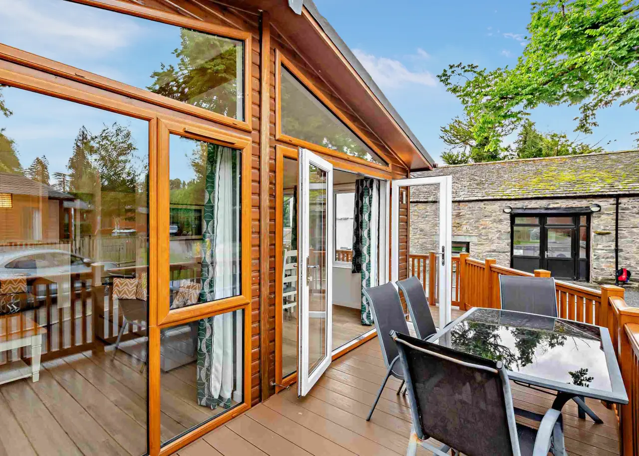 Chalet ∙ 2 Bedrooms ∙ 4 Guests - Bowness-on-Windermere