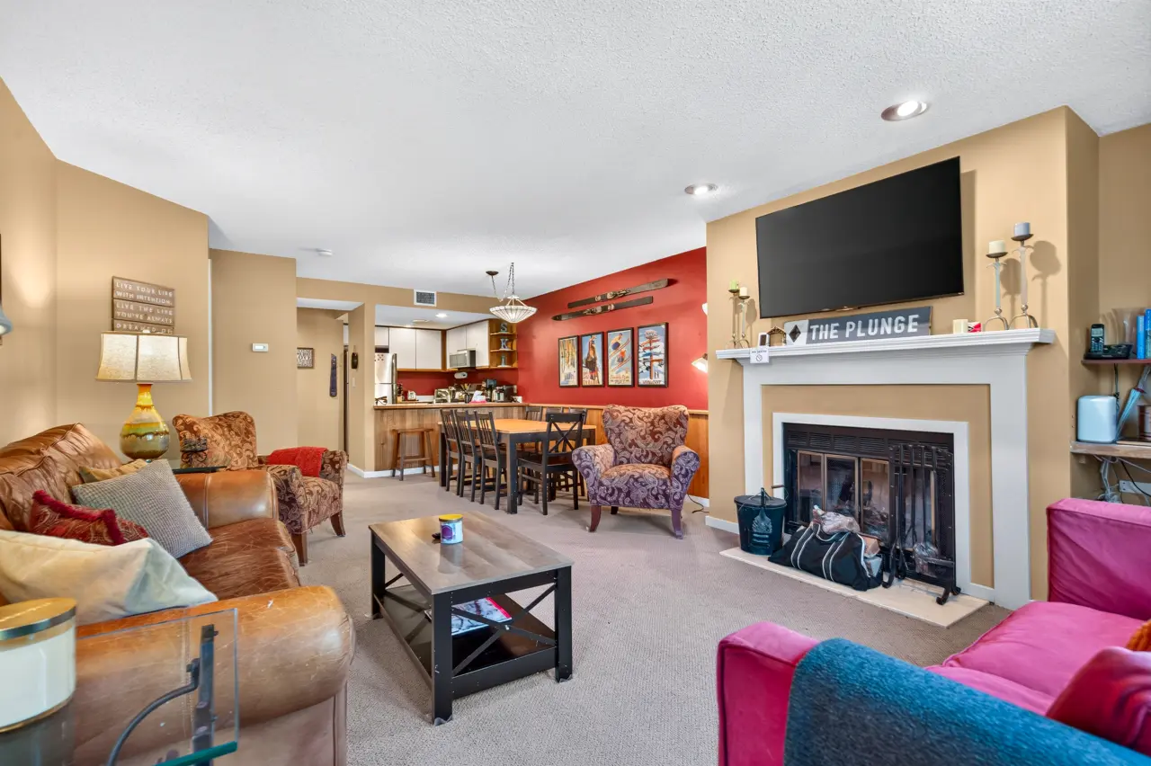 97 M² Condo ∙ 2 Bedrooms ∙ 8 Guests - Ludlow, VT