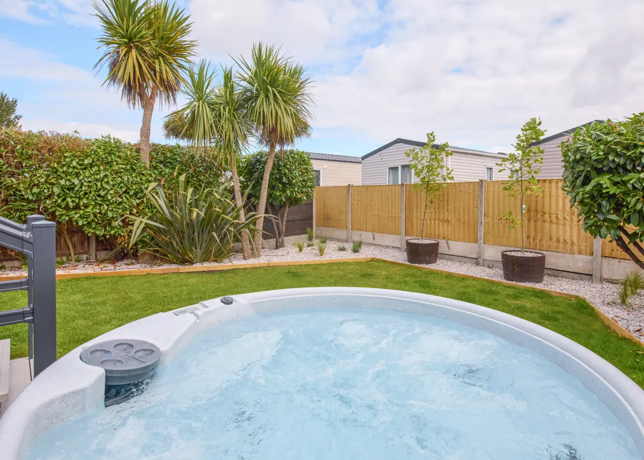 Chalet ∙ 2 Bedrooms ∙ 4 Guests - North Wales
