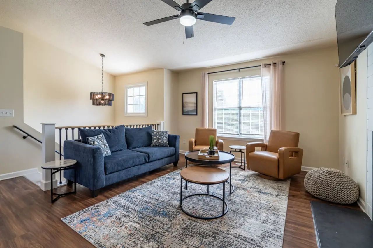 130 M² House ∙ 4 Bedrooms ∙ 8 Guests - Cartersville, GA