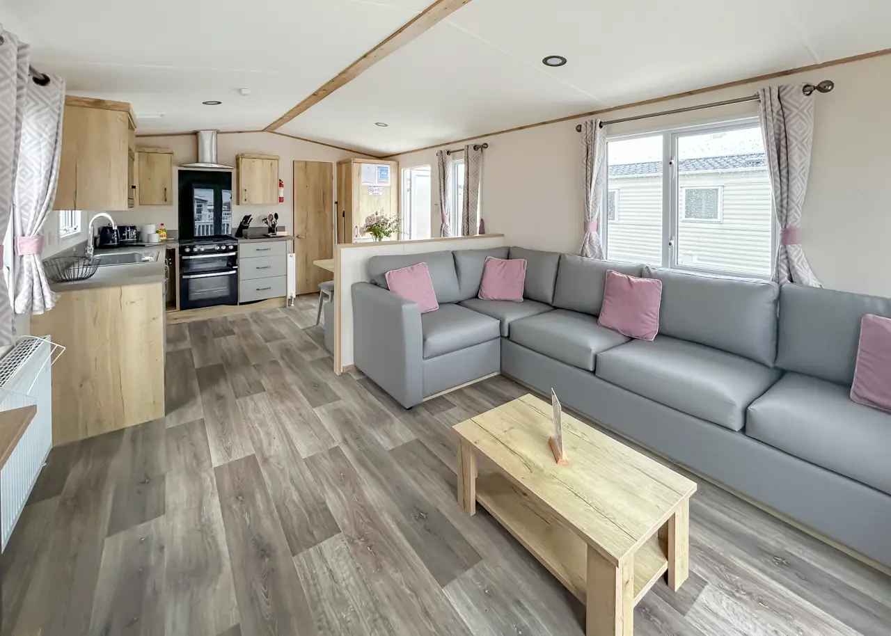 Caravan ∙ 2 Bedrooms ∙ 6 Guests - Brean