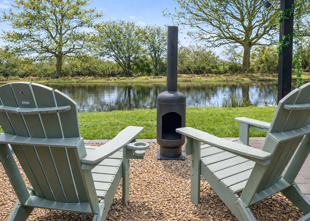Chalet ∙ 2 Bedrooms ∙ 4 Guests - Selby