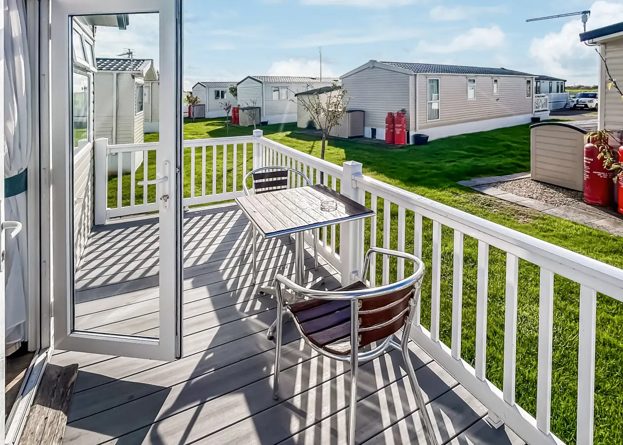 Caravan ∙ 2 Bedrooms ∙ 6 Guests - Weston-super-Mare