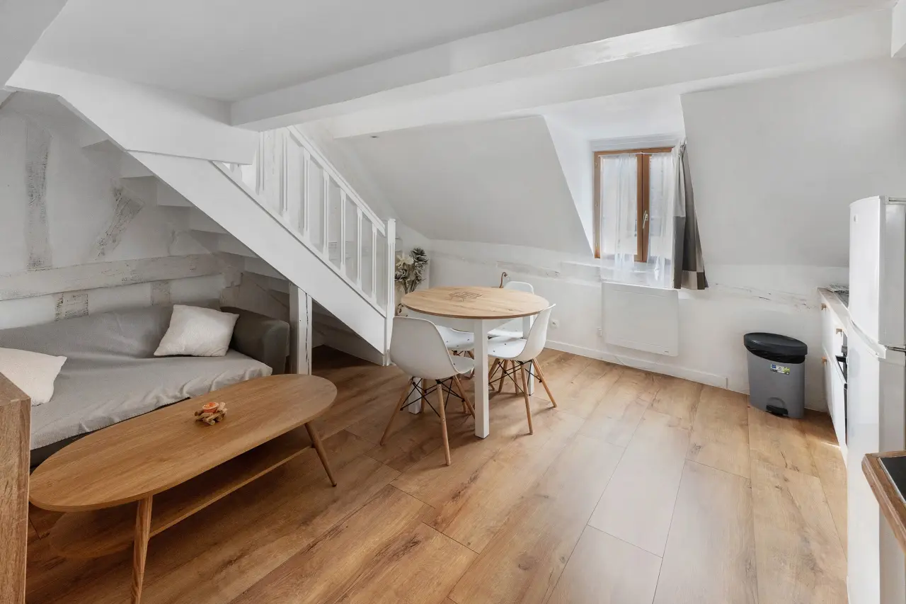 35 M² Appartement ∙ 2 Chambres ∙ 4 Personnes - Joigny