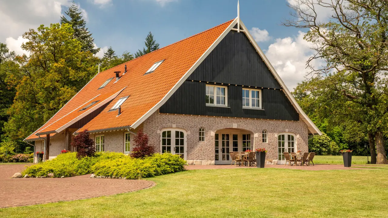 450 M² Villa ∙ 16 Slaapkamers ∙ 45 Gasten - Losser