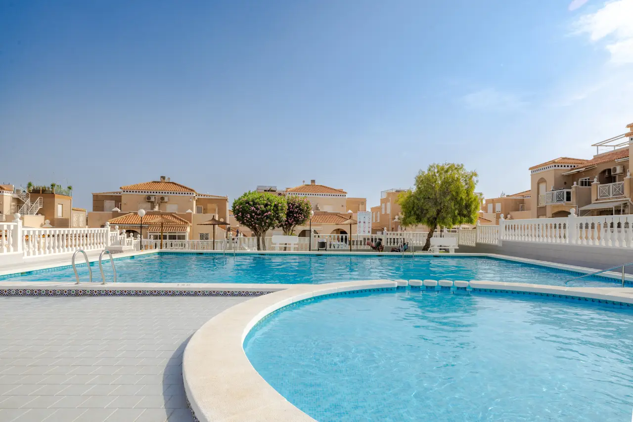 55 M² Apartment ∙ 2 Bedrooms ∙ 5 Guests - Torrevieja