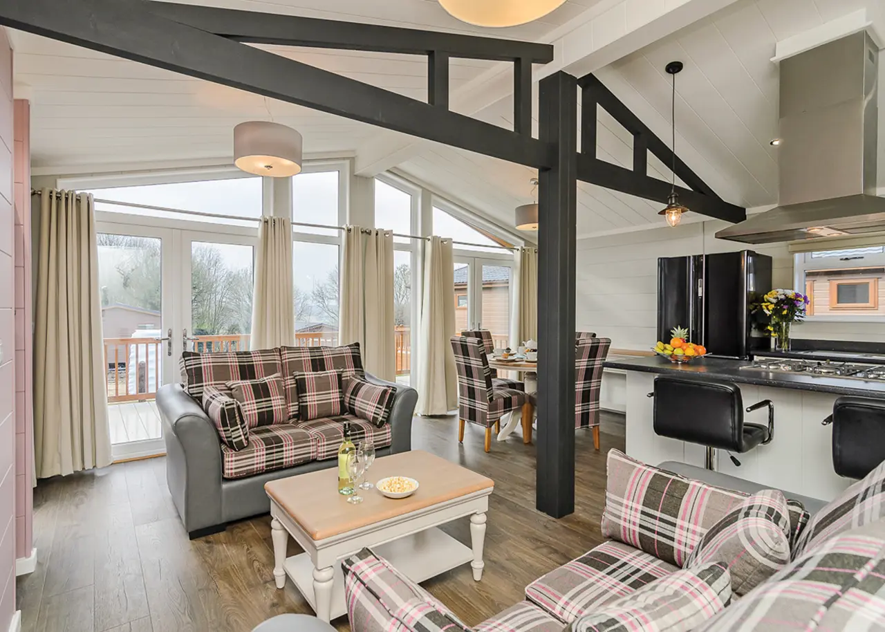 Chalet ∙ 2 Bedrooms ∙ 4 Guests - Canterbury