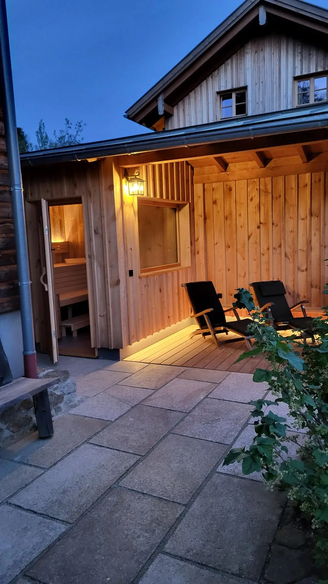 85 M² Ferienhaus ∙ 2 Schlafzimmer ∙ 5 Gäste - Drachselsried