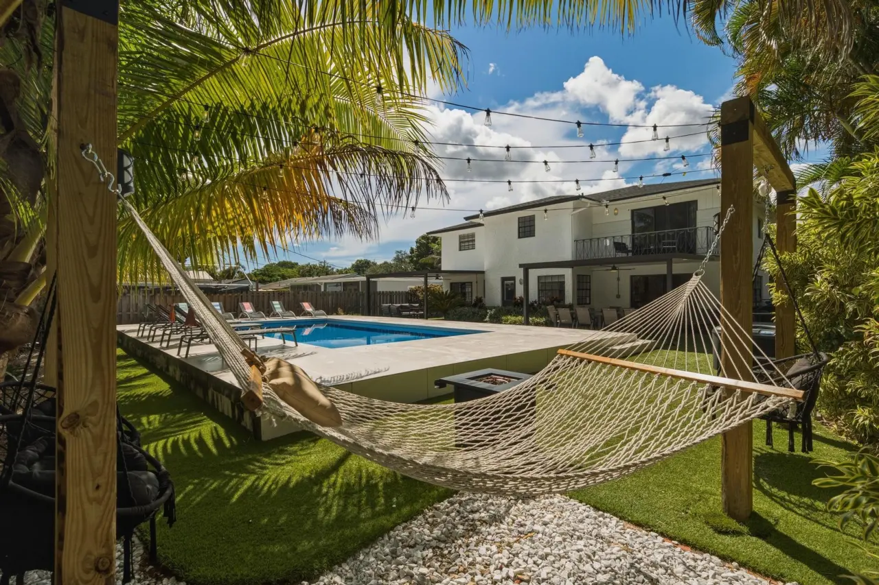 263 M² Apartment ∙ 6 Bedrooms ∙ 17 Guests - Fort Lauderdale, FL