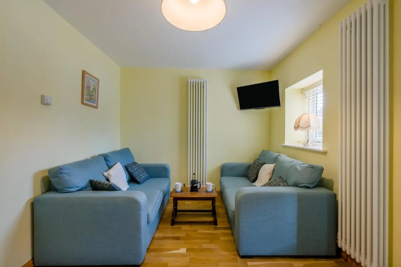 Cottage ∙ 2 Bedrooms ∙ 4 Guests - Horning