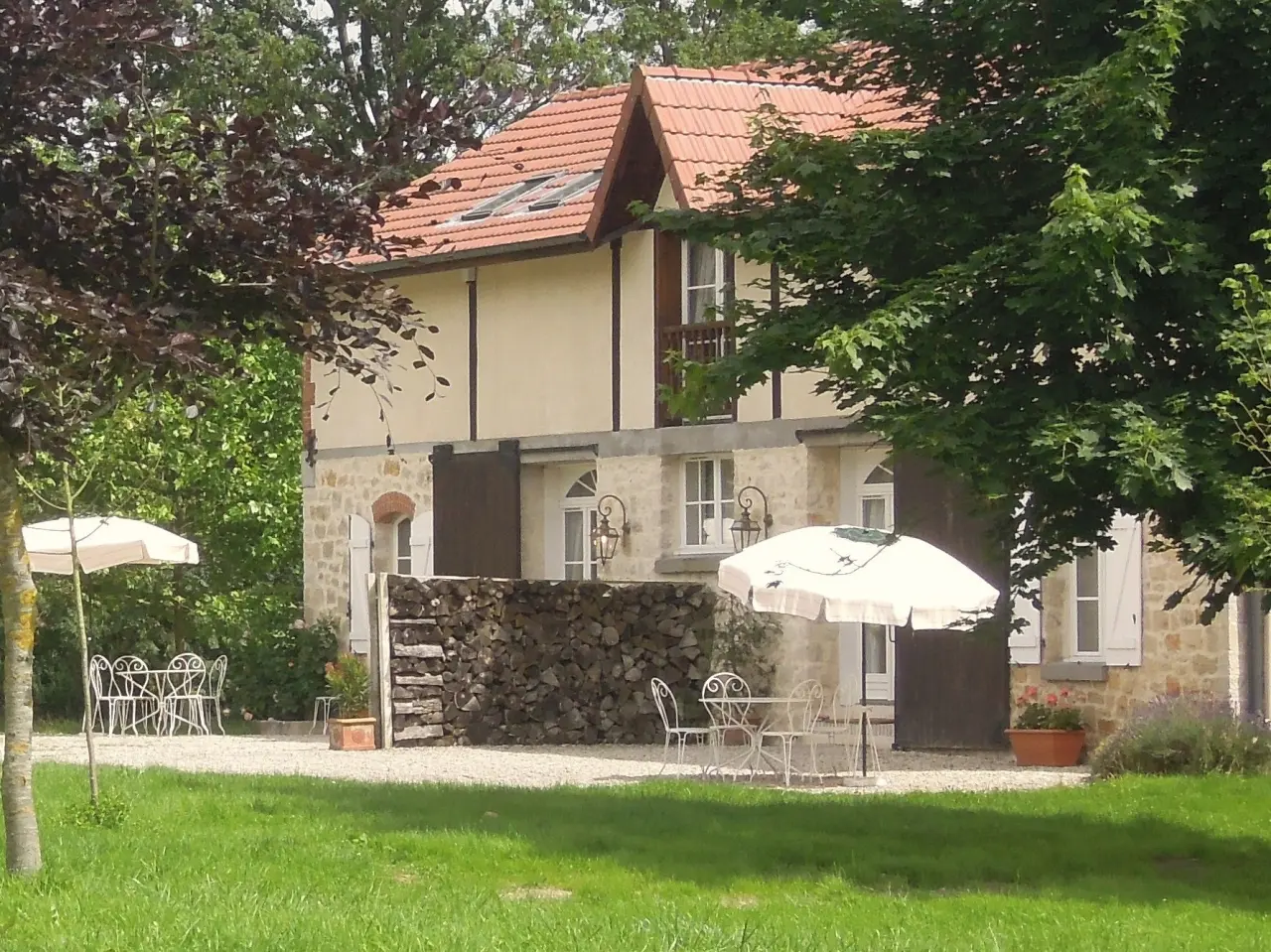 80 M² Cottage ∙ 2 Bedrooms ∙ 6 Guests - Sainte-Menehould