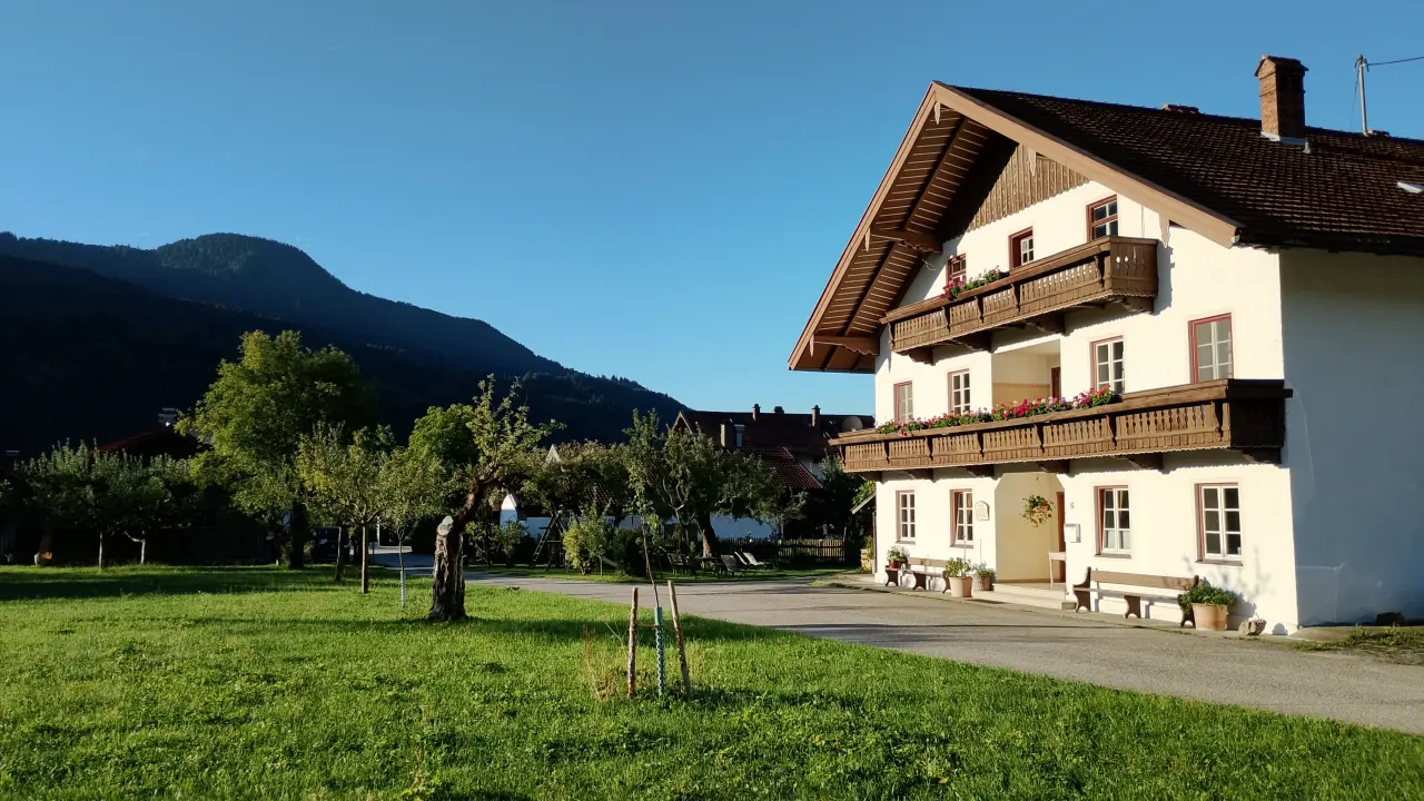 50 M² Ferienwohnung ∙ 2 Gäste - Schleching