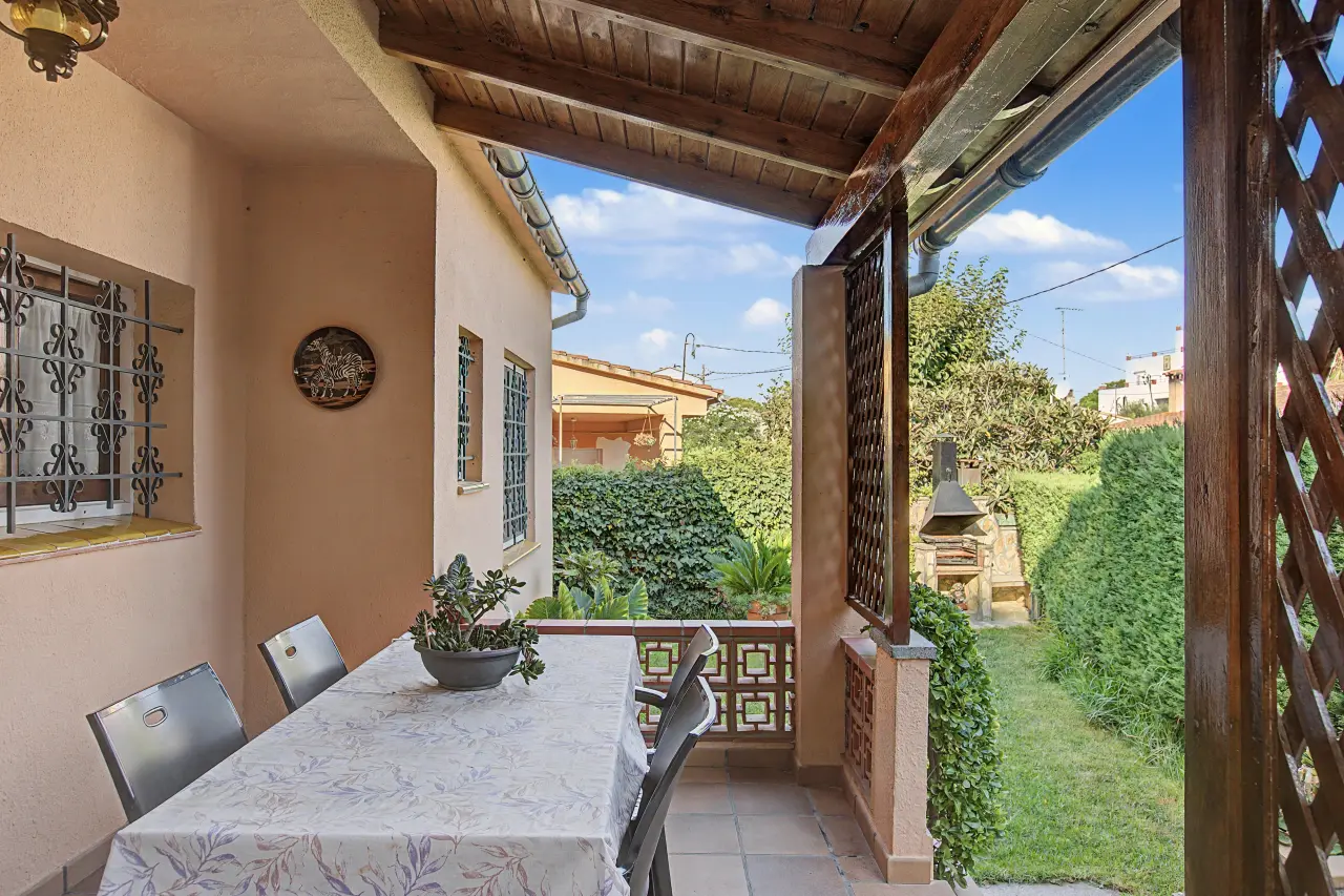 80 M² Ferienhaus ∙ 3 Schlafzimmer ∙ 6 Gäste - Sant Pere Pescador