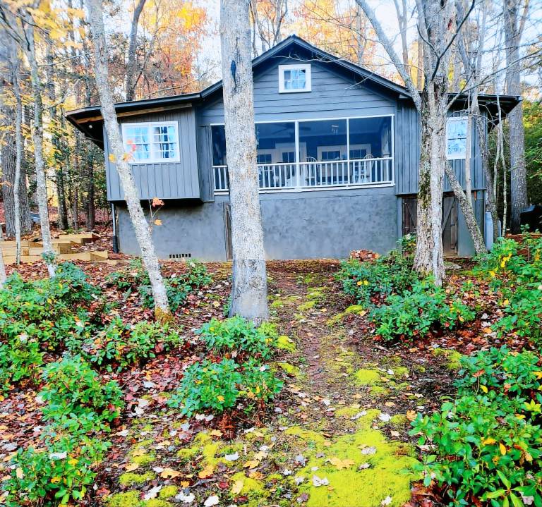 Mountain Rest, SC Vacation Rentals from $122 | HomeToGo