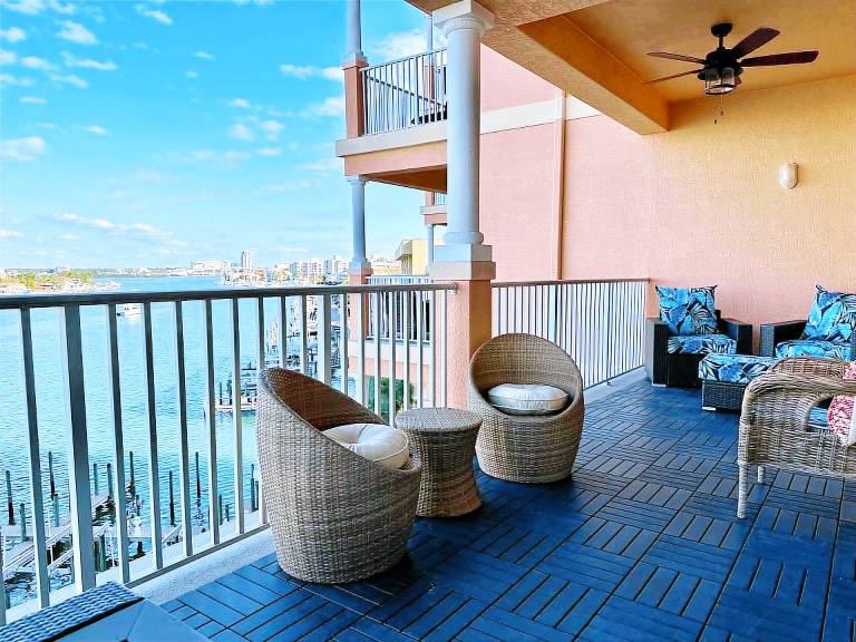 Vacation rentals in Sand Key from $81 | Wimdu