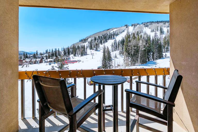 Updated Ski in/Ski Out Condo - Corner Unit - Two Decks - Awesome Slope ...
