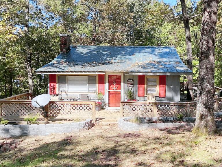 J P Coleman State Park Lodging from $83 | HomeToGo