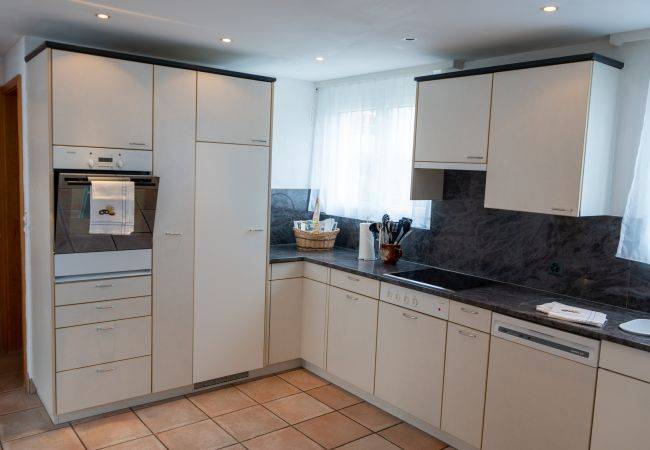 174 M² Ferienhaus ∙ 5 Schlafzimmer ∙ 9 Gäste - Amden