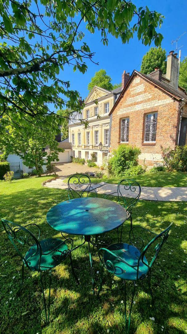 350 M² Gîte ∙ 6 Chambres ∙ 12 Personnes - Jumièges